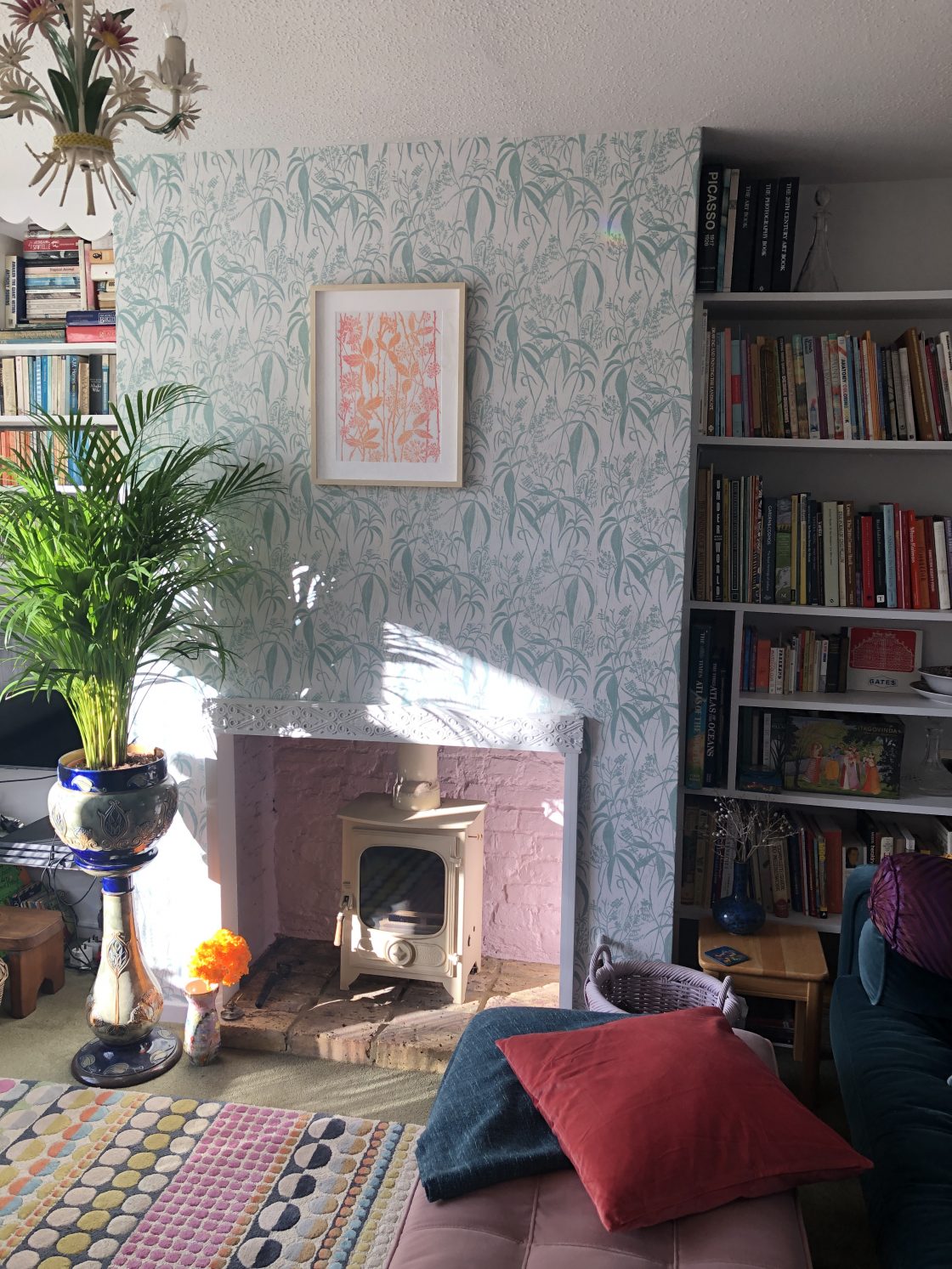 Lucy | Out of Bounds